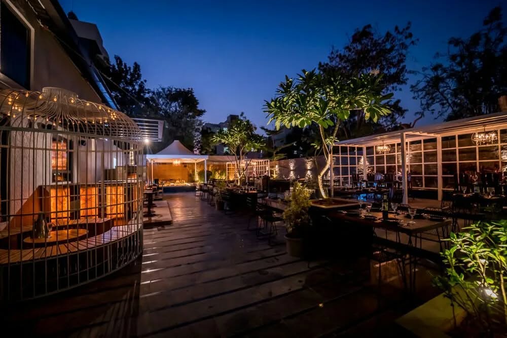 URBO KITCHEN & BAR